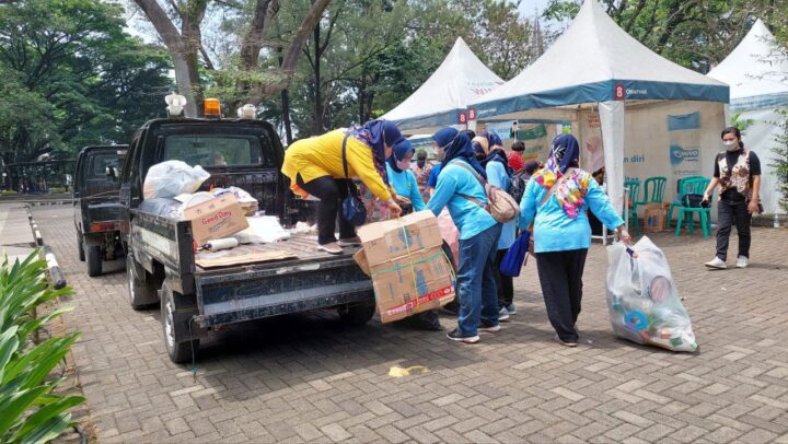 Kang Pisman Sistem Pengelolaan Sampah Pemkot Bandung - Pajajaran Ekspres